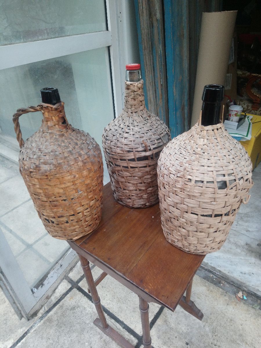νταμιτζανες ποτών, μεγάλες, - € 100,00 - Vendora
