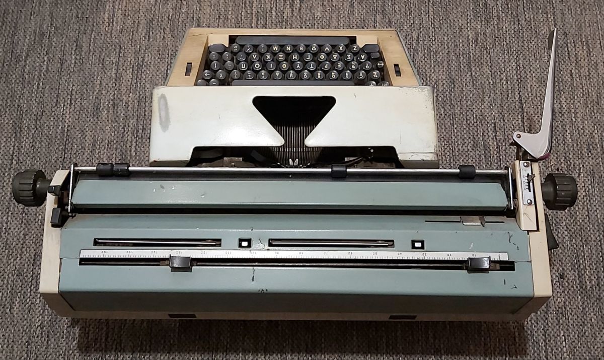 ΣΥΛΛΕΚΤΙΚΗ ΓΡΑΦΟΜΗΧΑΝΗ OPTIMA MADE IN… - € 65,00 - Vendora.gr