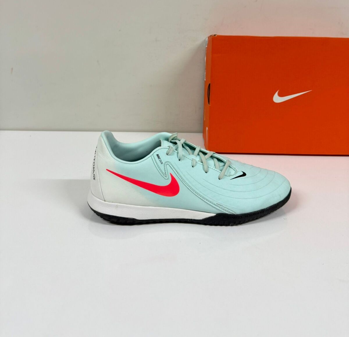 Nike Phantom GX II Club TF αθλητικά… - € 35,00 - Vendora.gr