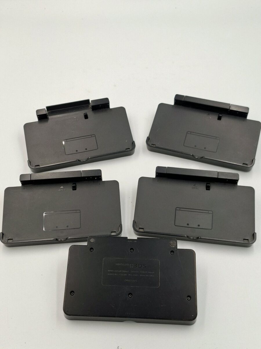 Nintendo 3DS Original Docking Station… - € 50,00 - Vendora.gr