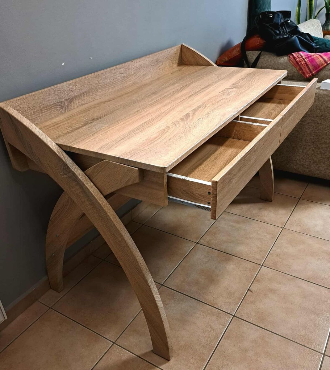 Retro γραφείο καφέ με 2 συρτάρια,… - € 70,00 - Vendora.gr